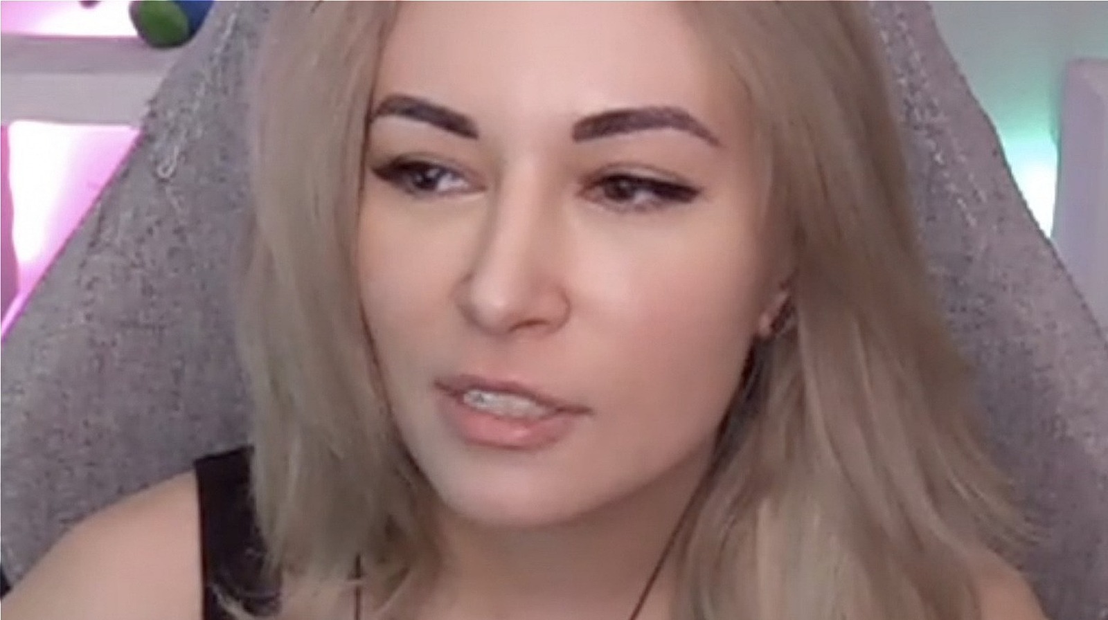 Alinity Baffled By xQc's Comments On 'Hostile' Situation