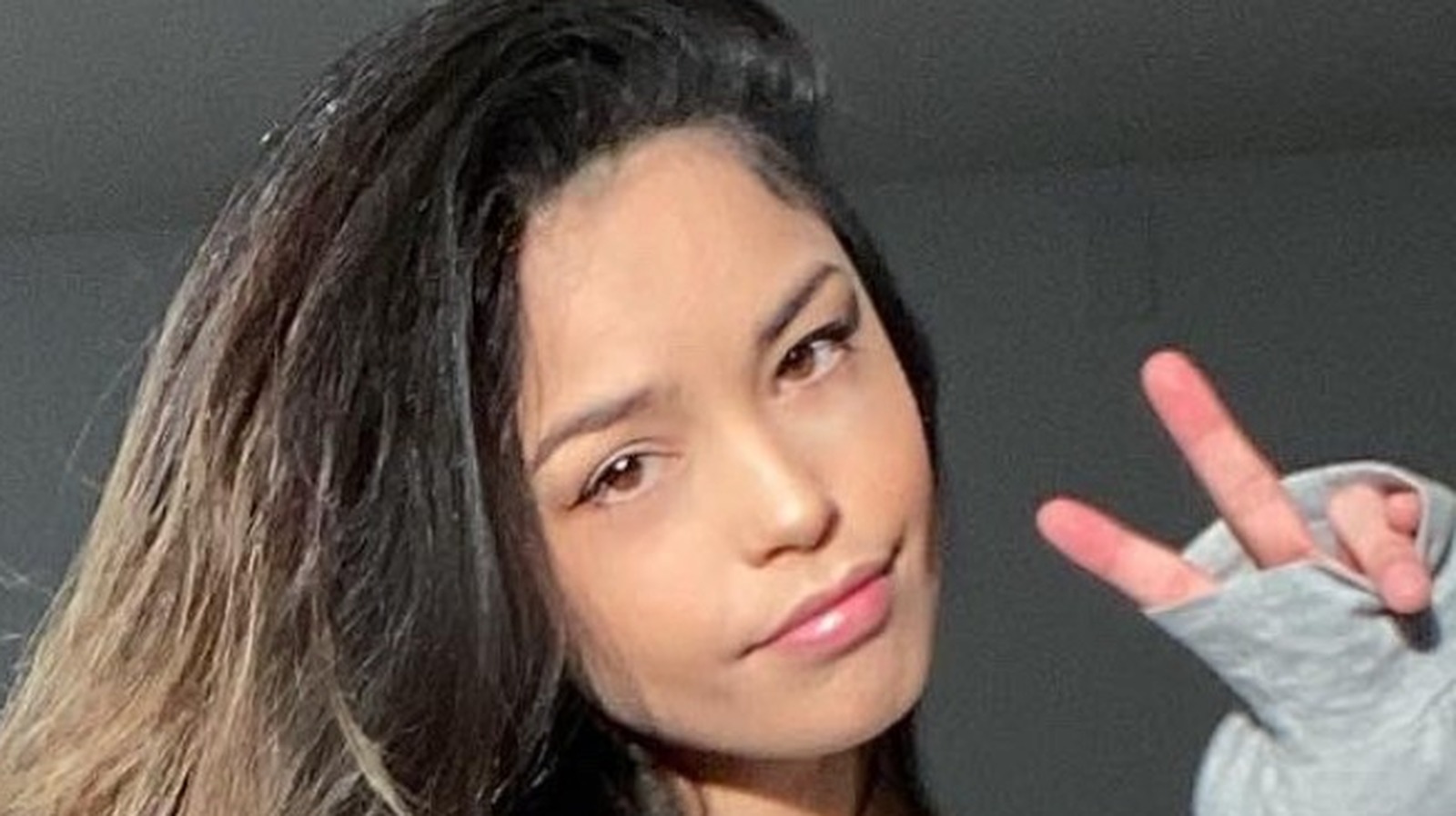 Valkyrae Is That Much Closer To Streaming With Ariana Grande